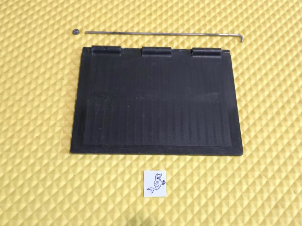Dixie Narco 368, 501T Delivery Door – Rod and Nut Mount / Used | Snack ...